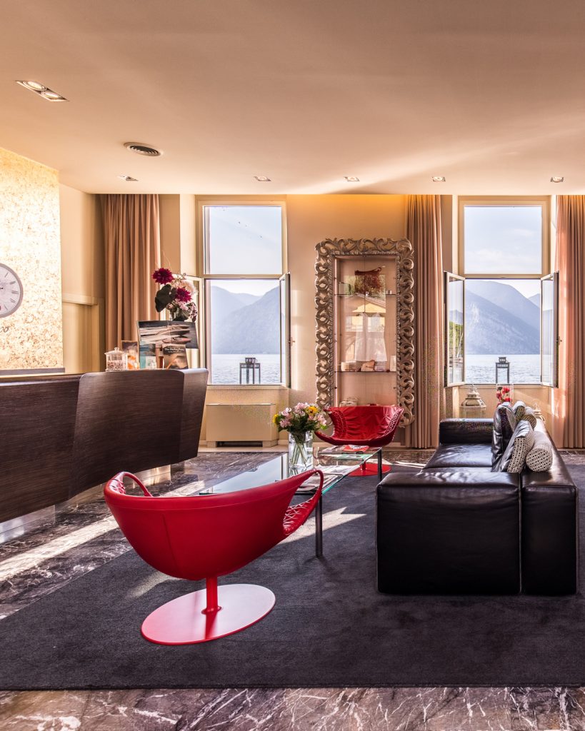 Araba Fenice Hotel (ristorante Bella Iseo) アラバ・フェニーチェ・ホテル（リストランテ・ベッラ・イゼ ...