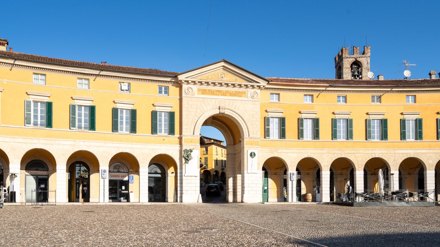 Piazza Cavour – Franciacorta
